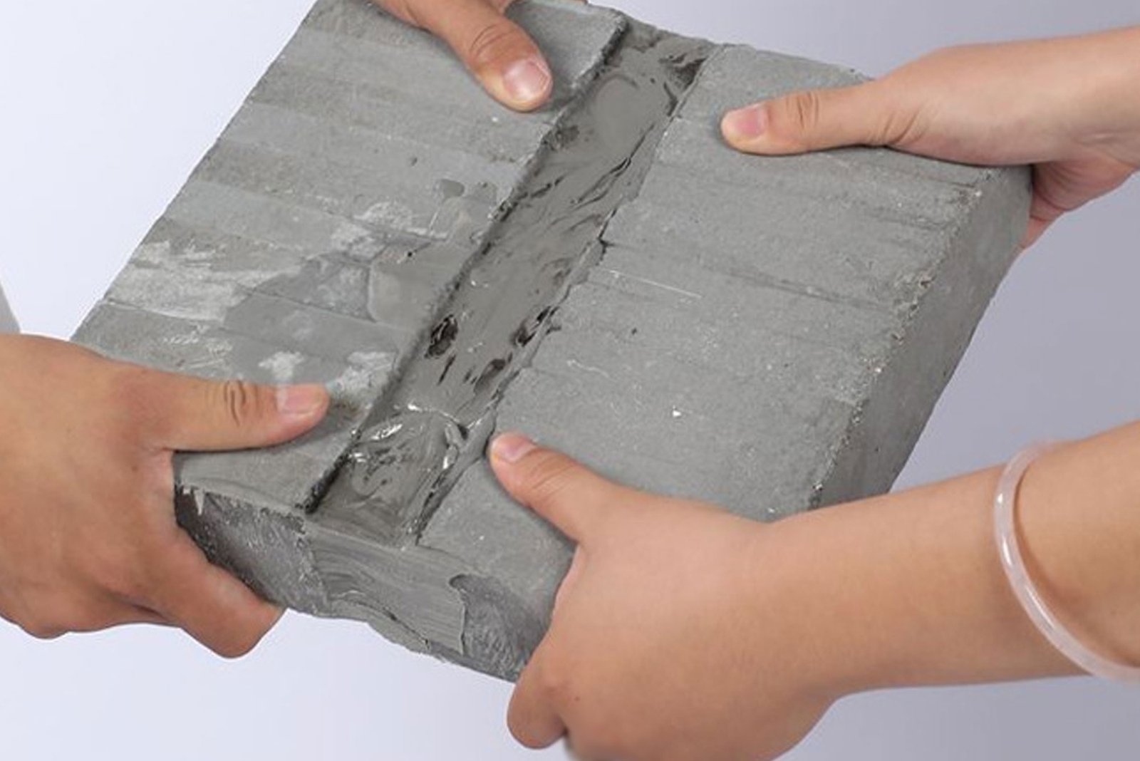 Polyurea Grouting Material for Waterproof Engineering