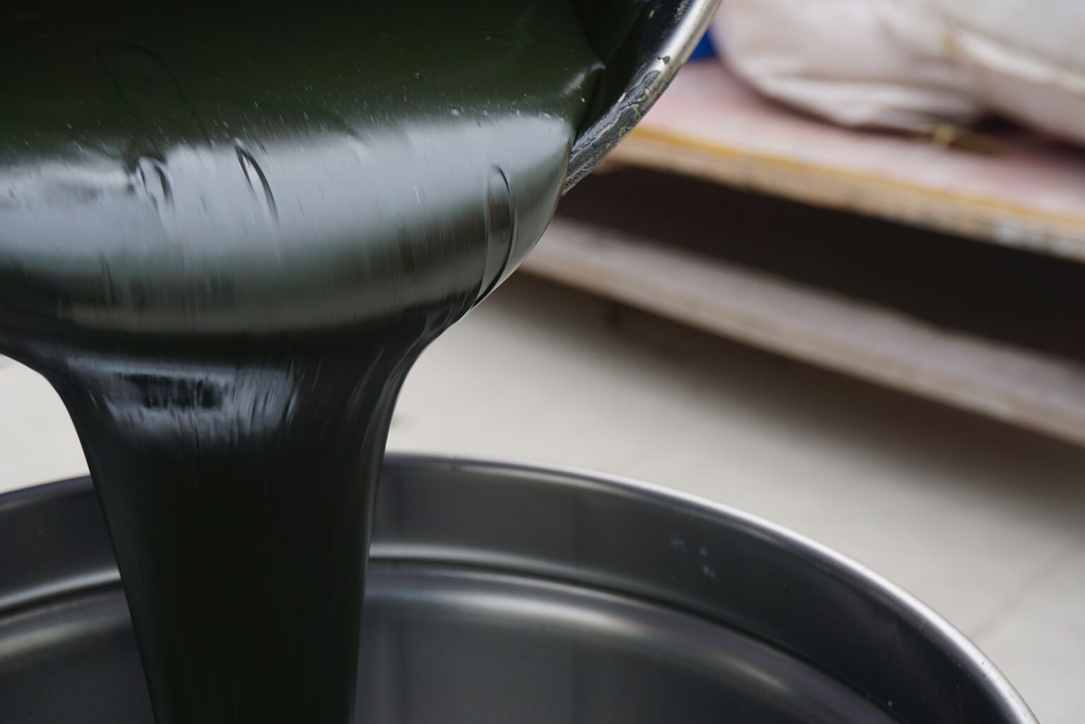 What Are the Different Types of Waterproofing Coatings? | YURU
