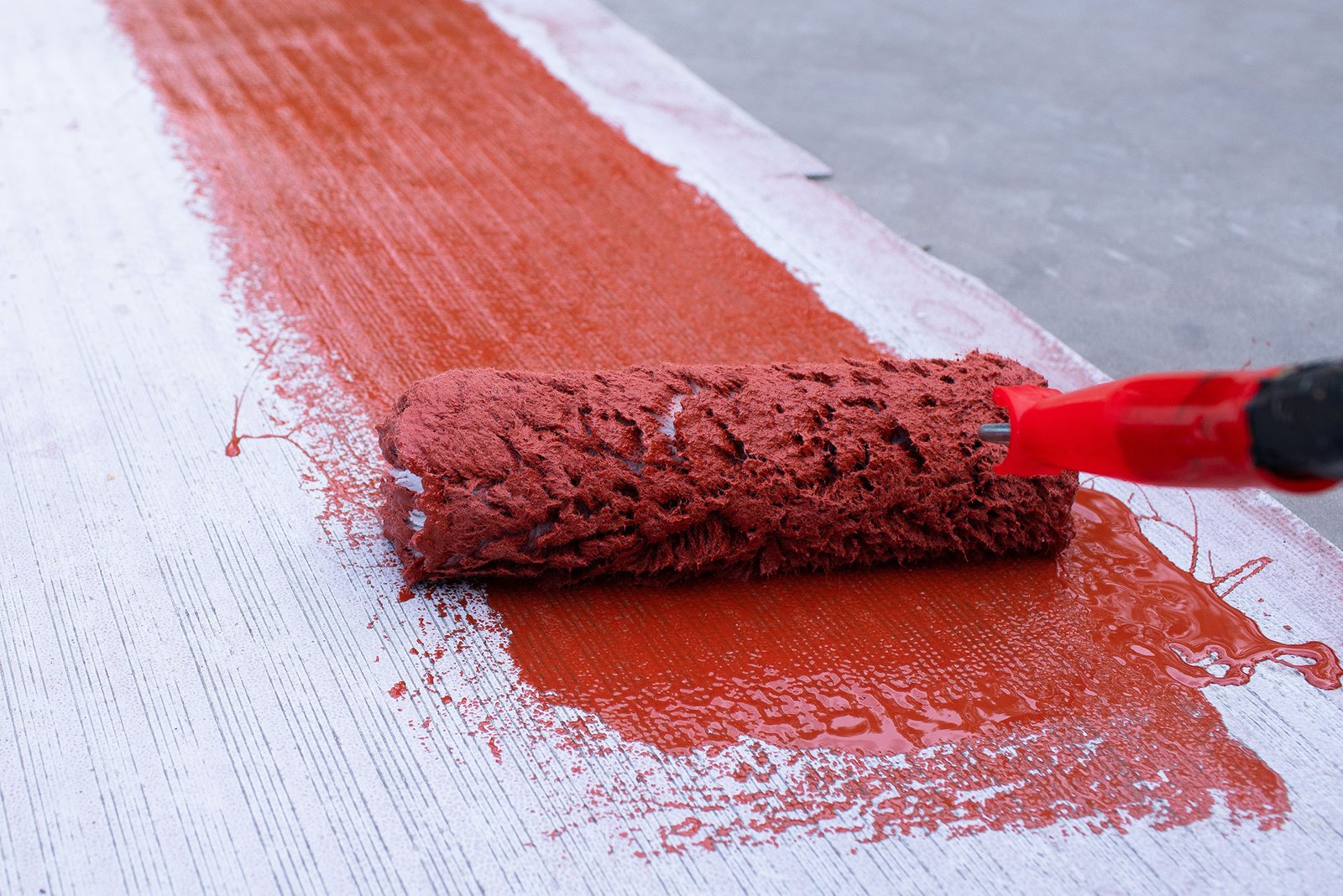 Which Waterproof Coating Is Best for Roofs? | YURU